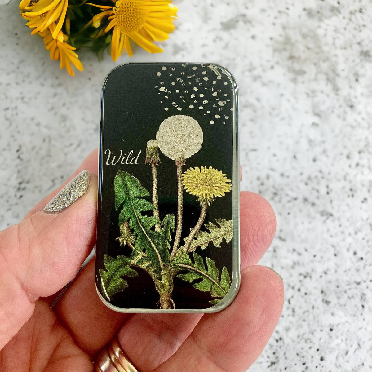 Dandelion Notions Tin: Large – Sweet Pea Fiber